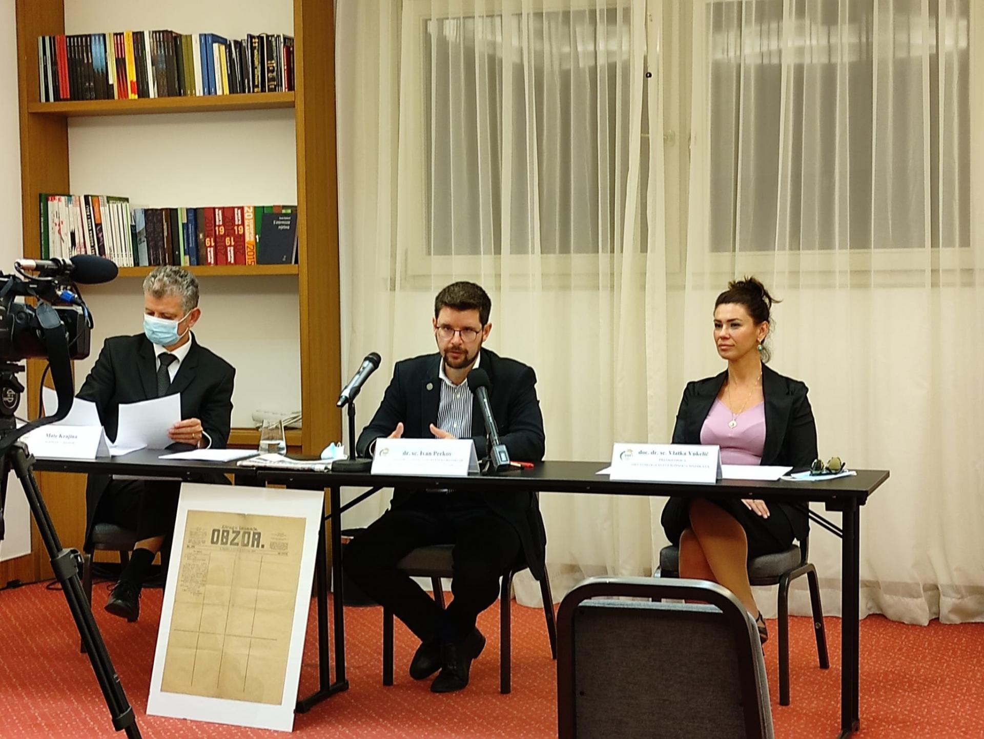 NOVINE ‘UNIVERSITAS‘ Urednik Ivan Perkov podnio ostavku i prozvao ...